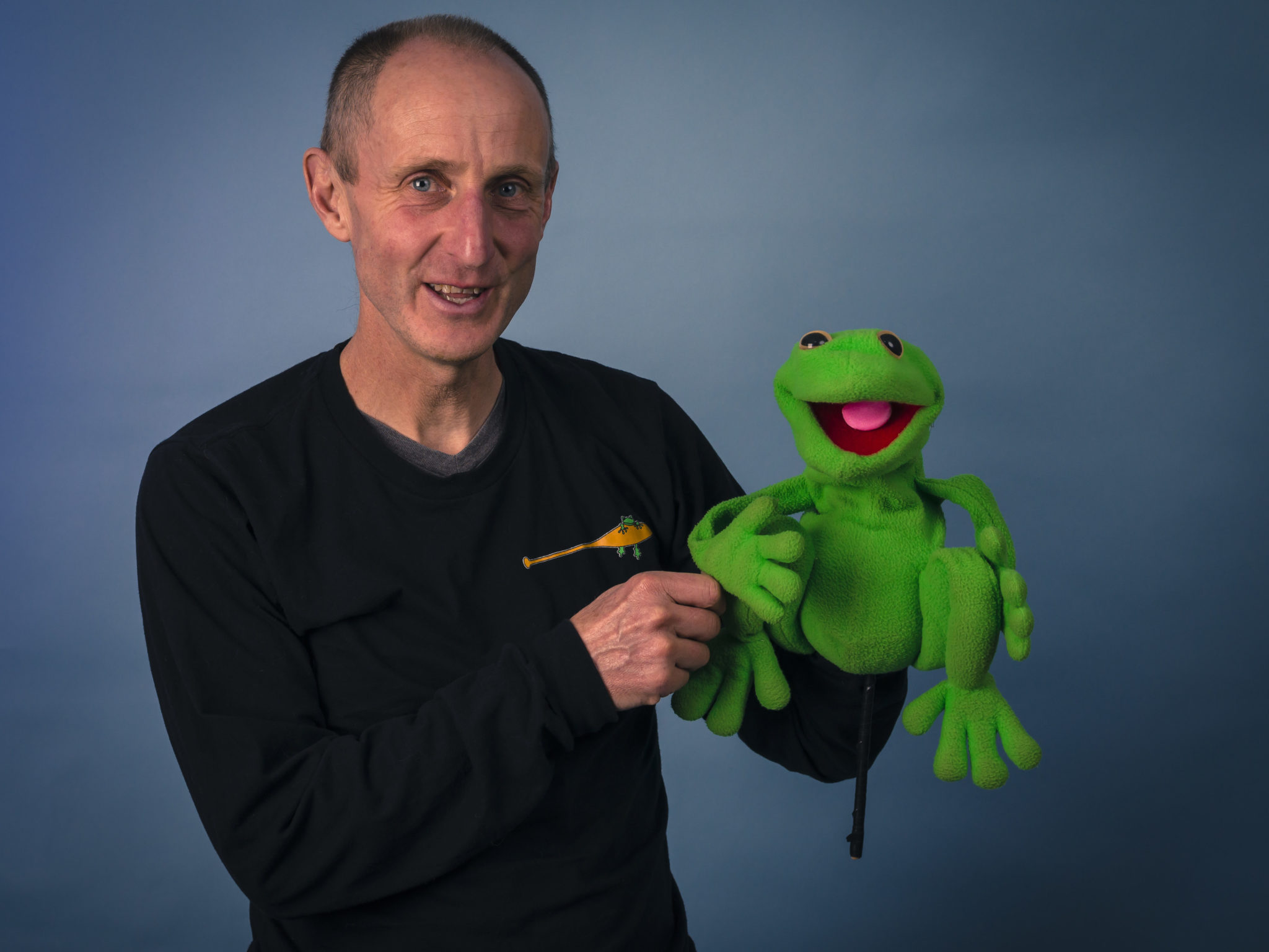 PUPPET SHOWS - Paddling Puppeteers